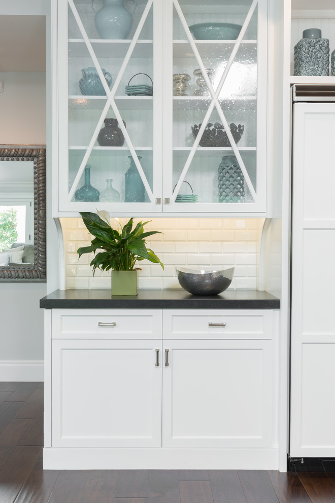 Cape Cod - Traditional - Kitchen - Los Angeles - by Gilmore Design ...
