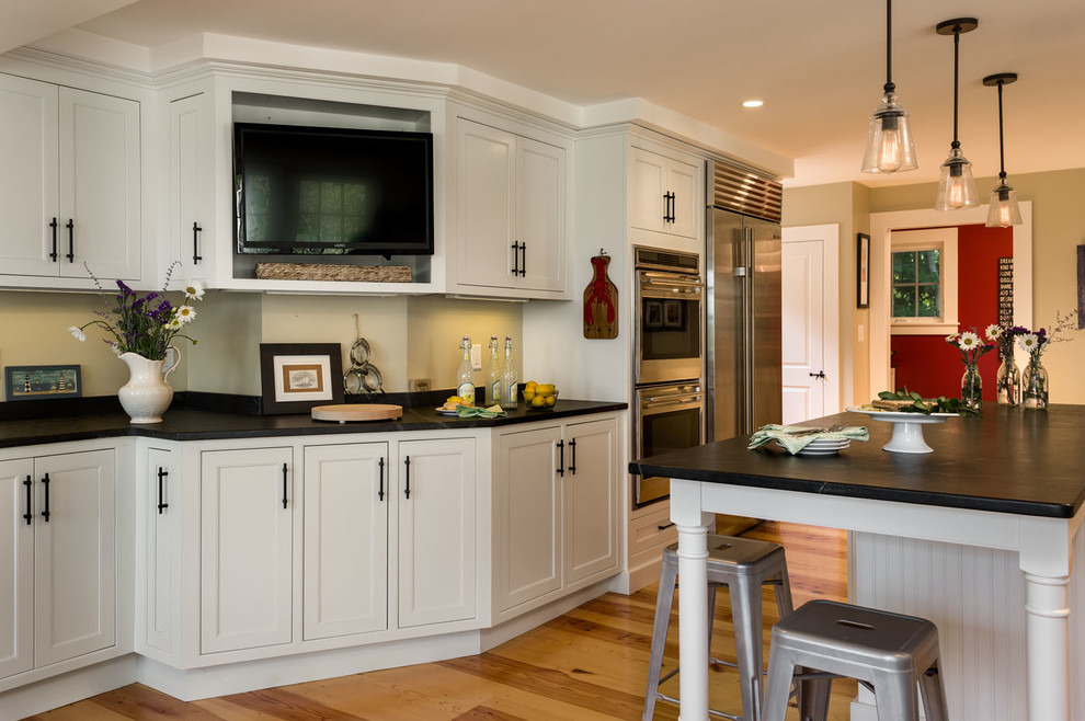 Cape Cod Style Farmhouse Renovation/Remodel, Kittery Maine ...