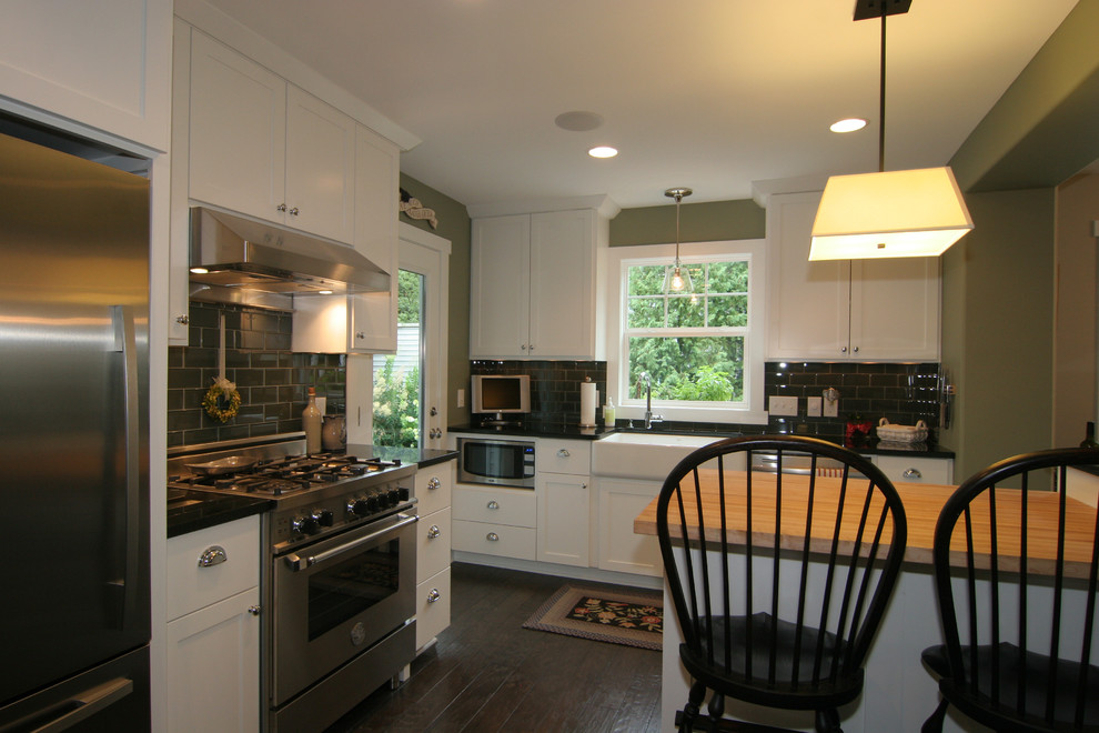 Cape Cod Style Home - Traditional - Kitchen - Grand Rapids - by Koetje ...