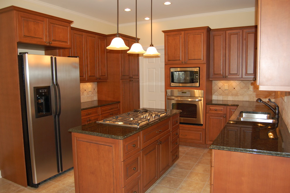 Cardinal Kitchen - Traditional - Kitchen - Raleigh - by SR Design Group ...
