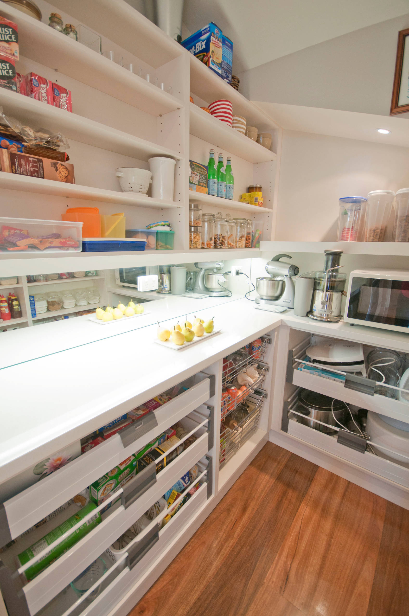 10 Ways to Make a Scullery Work For You | Houzz NZ