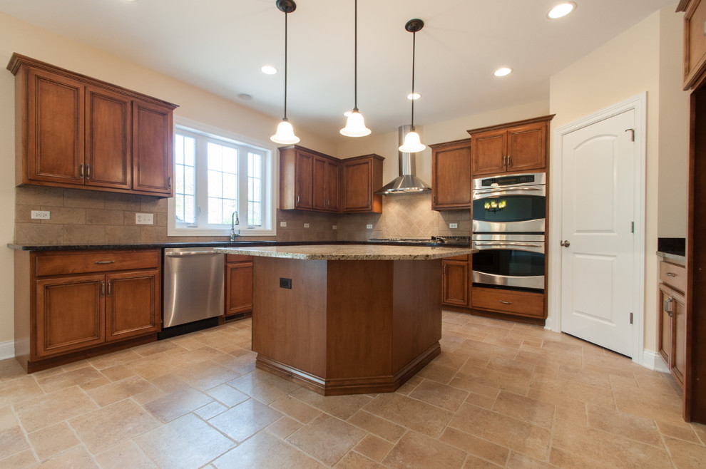 Caroline Woods Project - Traditional - Kitchen - Chicago - by DJK ...