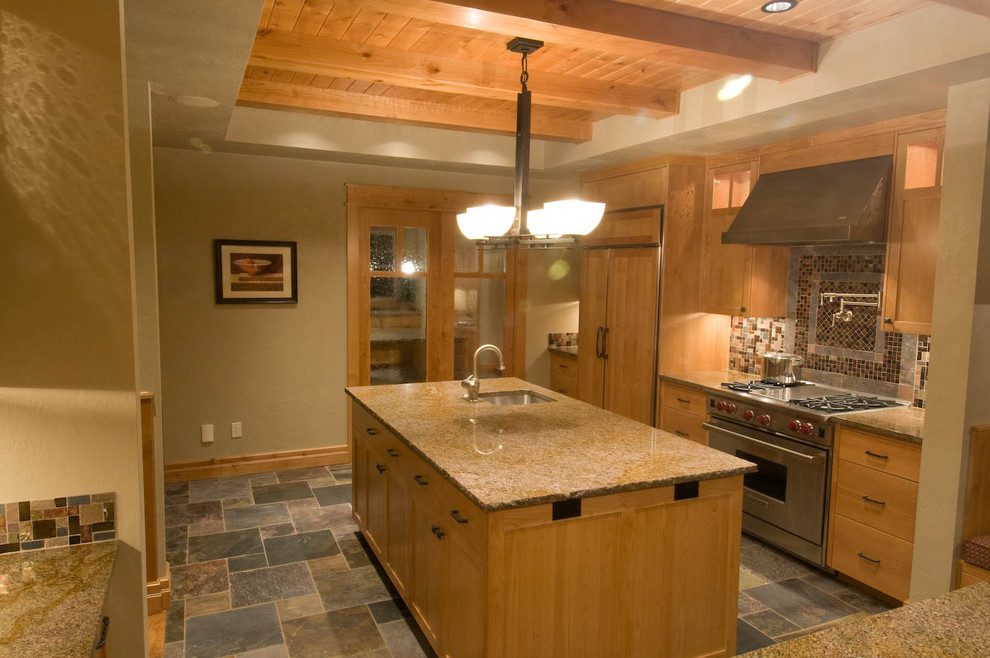 Cascadia, Kitchen - Traditional - Kitchen - Portland - by DC Fine Homes ...