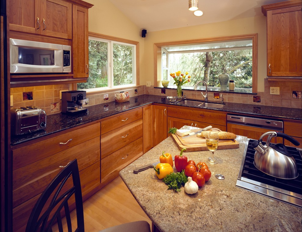 Casual Dress - Traditional - Kitchen - Seattle - by Reier Construction ...