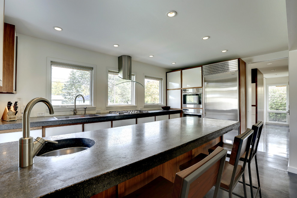Cedar Lake Modern - Midcentury - Kitchen - Minneapolis - by PKA. | Houzz UK