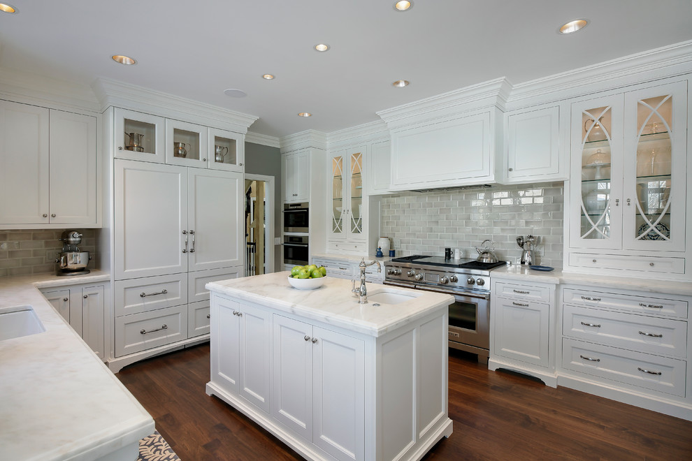 Center Island With Sink Adds to Preperation Space - Traditional ...