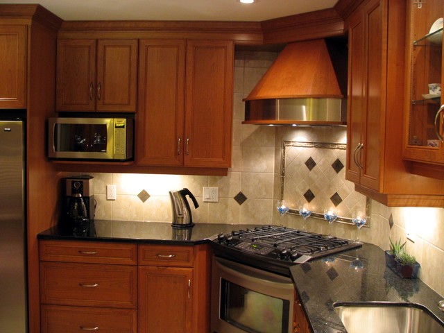 Central Park - Traditional - Kitchen - Toronto - by The Cabinet ...