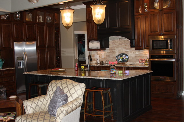 Central Texas Residential Remodel from 1990's built home - Traditional ...