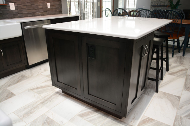 Chantilly, VA White Quartz Kitchen Countertops - Modern - Kitchen - DC ...