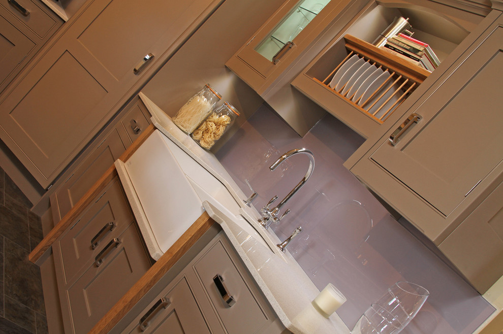 Charleston Grey Shaker Kitchen - Contemporary - Kitchen - Hampshire ...