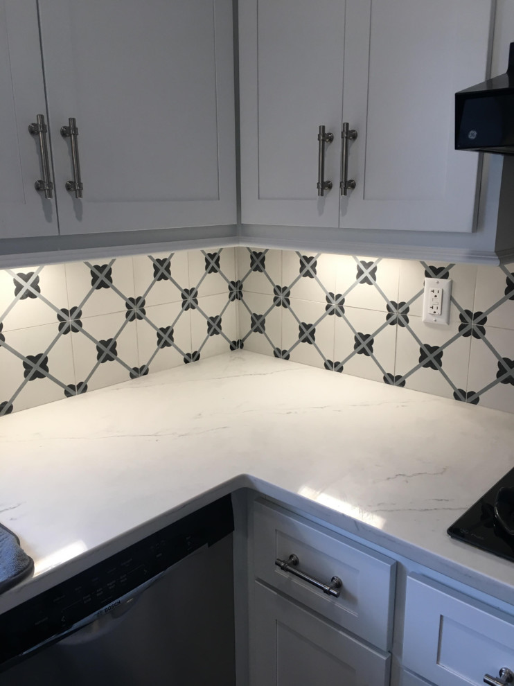 Chatham Kitchen Backsplash - Kitchen - New York - by Charleston Tile ...