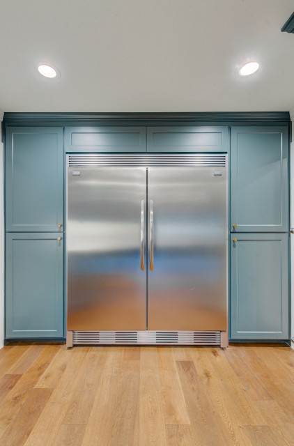 Chef's Dream Kitchen in Ridglea Country Club - Kitchen - Dallas - by B ...