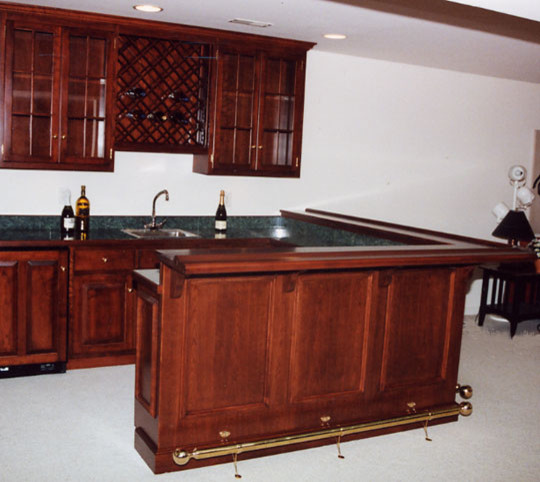 Cherry Basement Bar with refrigerator - Clásico - Cocina - Filadelfia ...