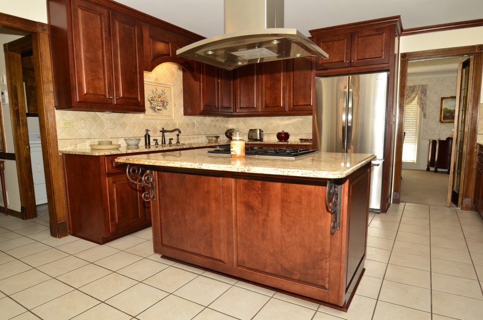 Cherry stained Maple - Traditional - Kitchen - Atlanta - by Reface ...