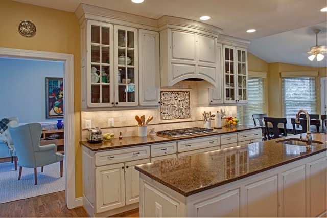 Chevy Chase Kitchen - Traditional - Kitchen - DC Metro - by Case Design ...