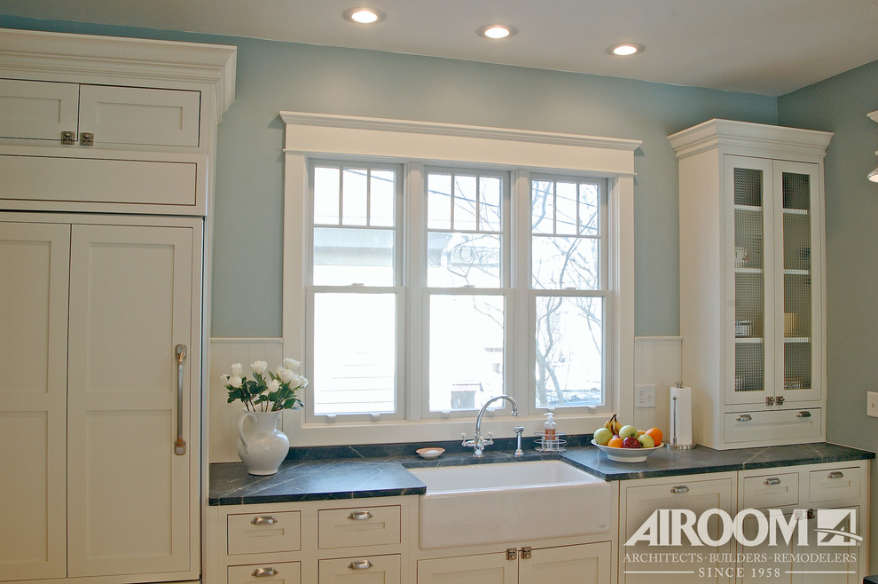 Chicago Kitchen Renovation - Kitchen - Chicago - by Airoom Architects ...