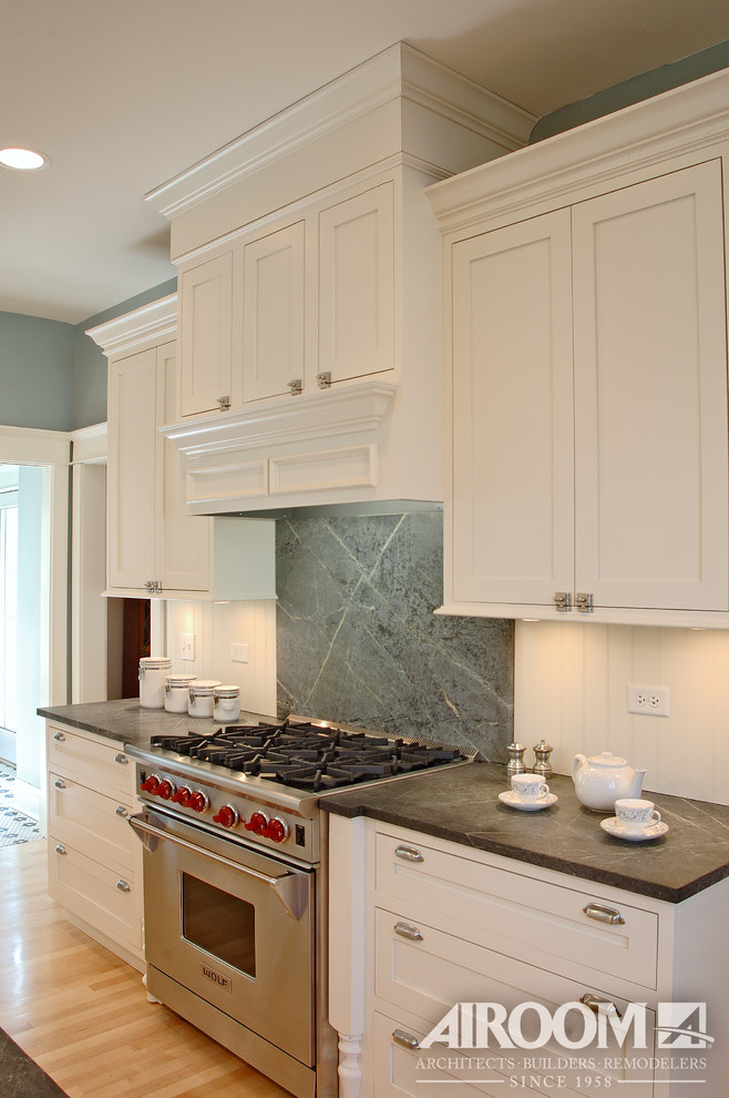 Chicago Kitchen Renovation - Kitchen - Chicago - by Airoom Architects ...