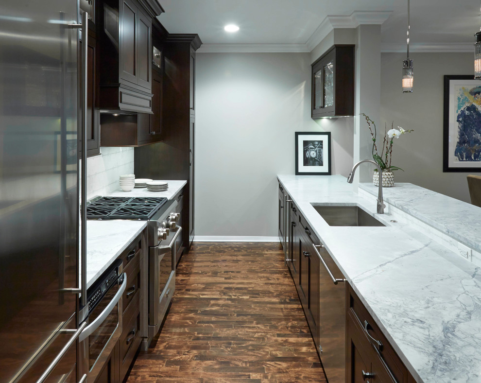 Chicago Kitchen with Open Layout - Kitchen - Chicago - by ED ...