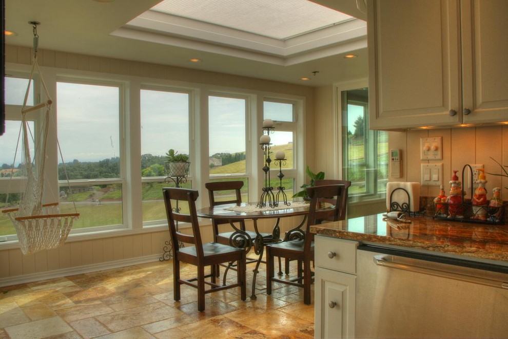 Chinook enclosed porch - Traditional - Kitchen - Portland - by Doyle ...