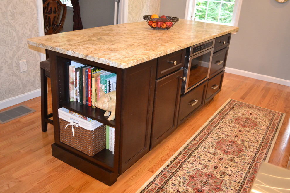 Chippendale Drive, Kitchen - Traditional - Kitchen - Boston - by ...