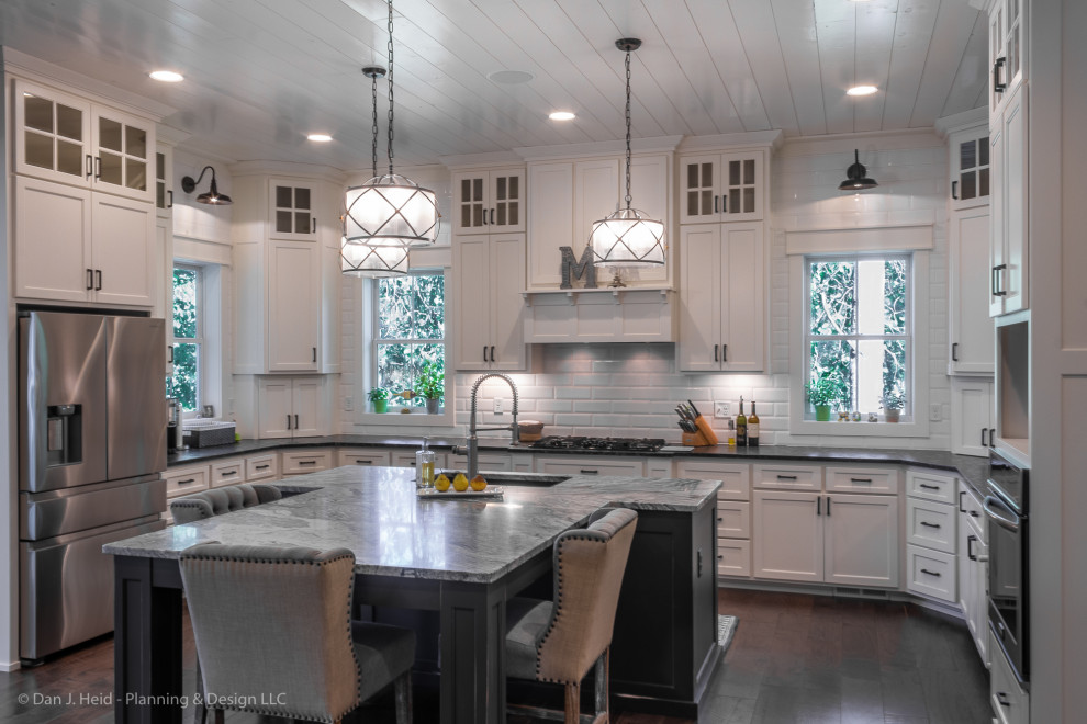 Clamshell Lake Farmhouse - Farmhouse - Kitchen - Minneapolis - by Dan J ...