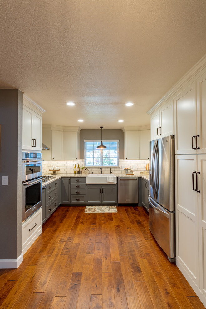 Classic Farmhouse Kitchen Remodel - Farmhouse - Kitchen - San Francisco ...