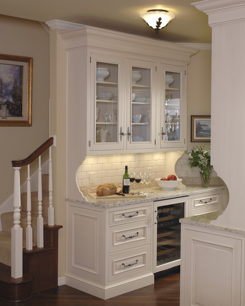 Classic French Kitchen - Traditional - Kitchen - Portland - by Mosaik ...