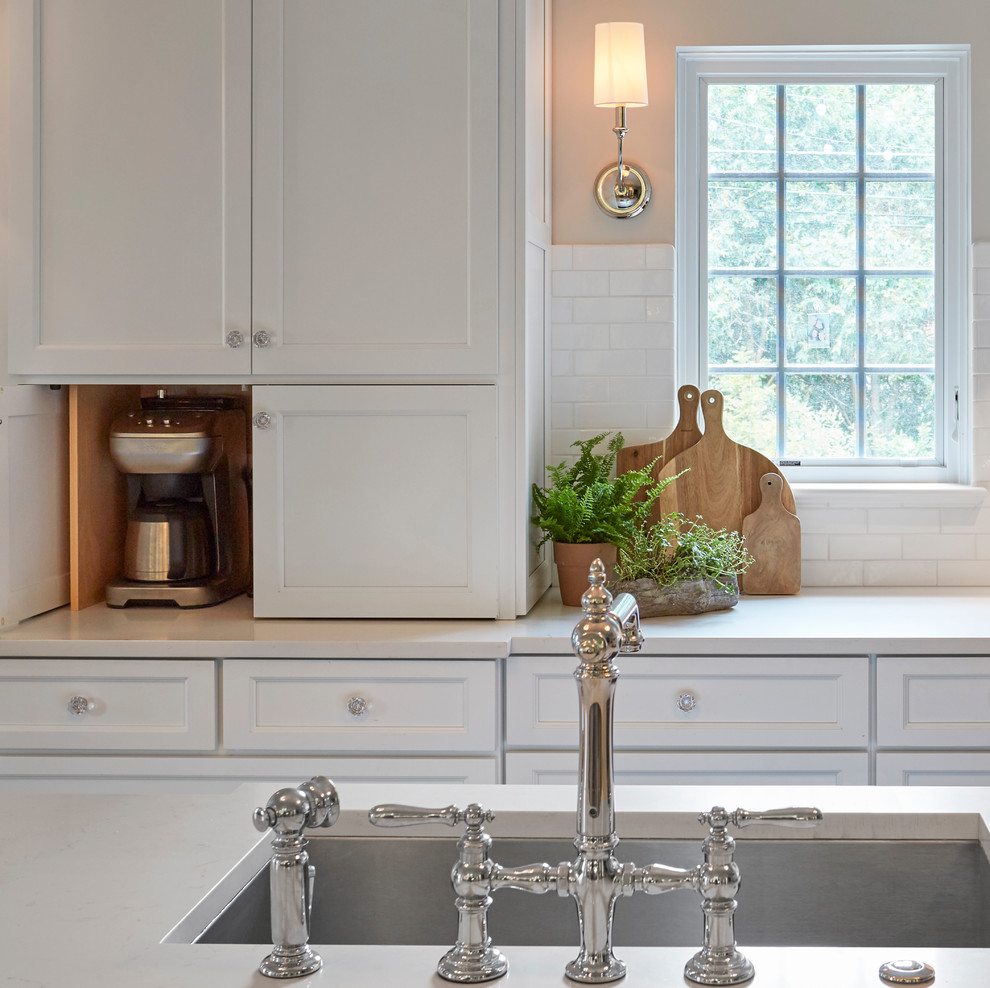 Classic Kitchen - Traditional - Kitchen - Chicago - by DDK Kitchen ...