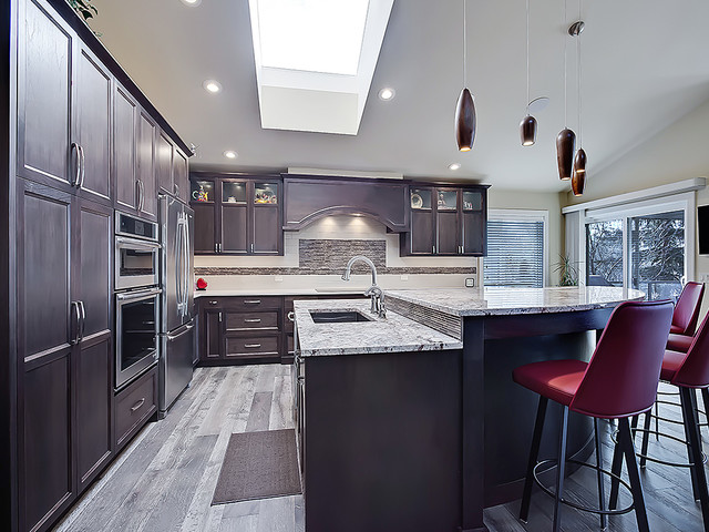 Classic Kitchen Reno with Live edge Counters - Traditional - Kitchen ...