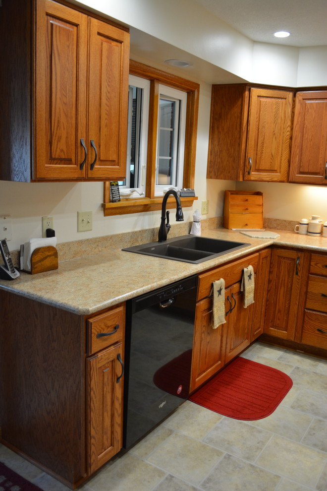 Classic Oak Kitchen - Traditional - Kitchen - Other - by User | Houzz