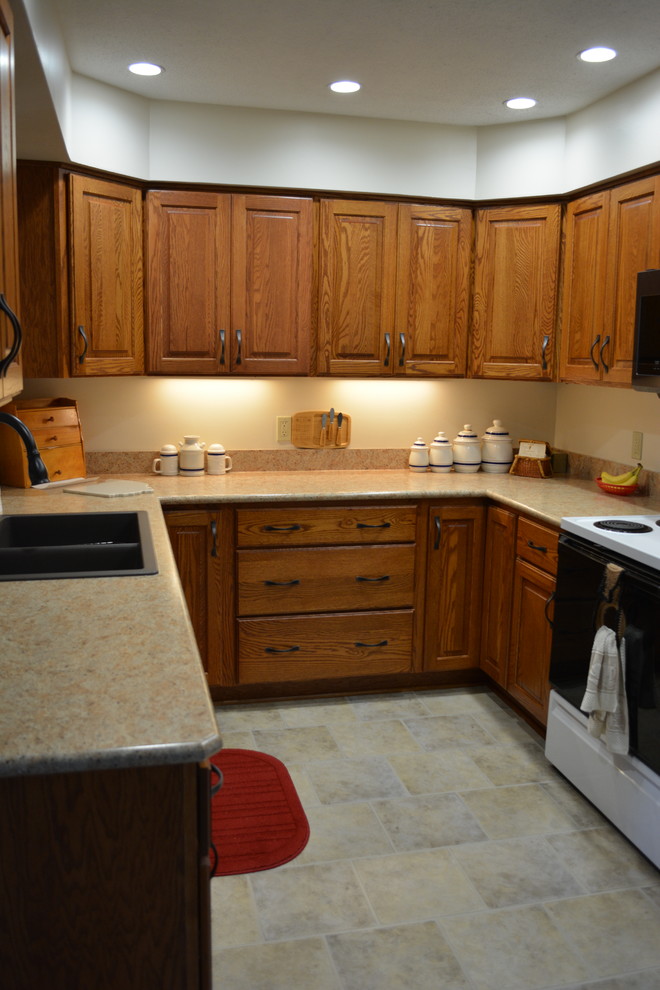 Classic Oak Kitchen - Traditional - Kitchen - Other - by User | Houzz