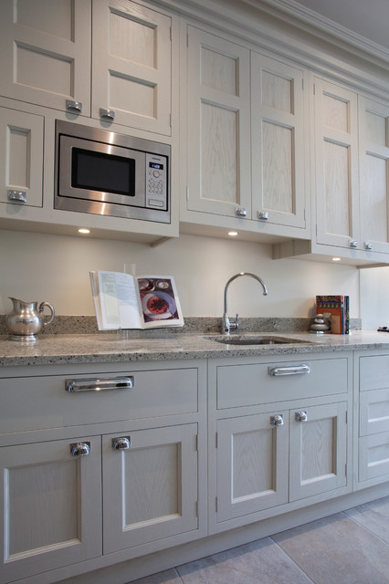 Classic Painted Ash Kitchen, Lonsdale Road SW13 - Shabby-chic Style ...
