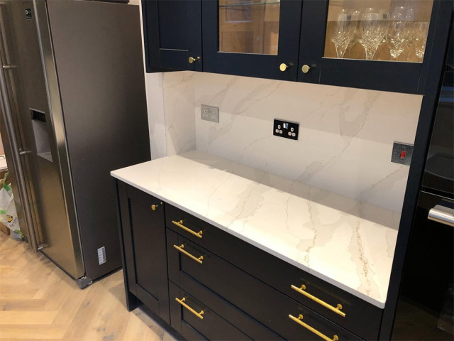 Classic Quartz Calacatta Gold - Modern - Kitchen - London - by ...
