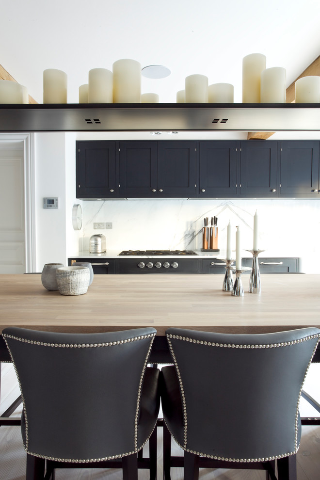 Classic Swedish Shaker in dark moody tones - Scandinavian - Kitchen ...