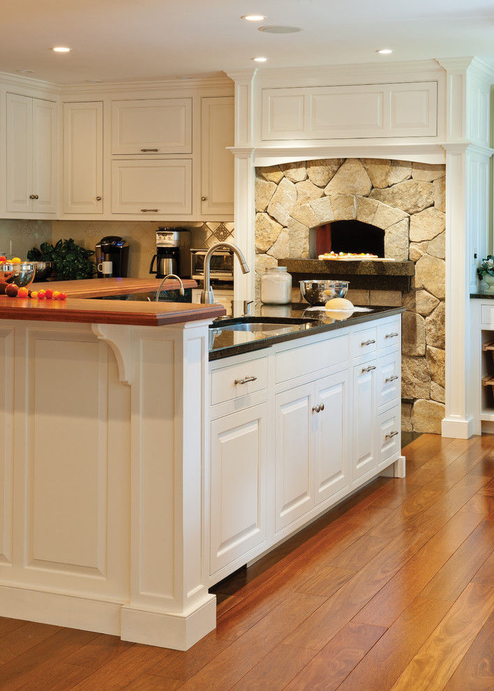 Classic White Kitchen with Pizza Oven - Traditional - Kitchen ...