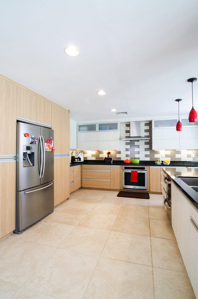 Clean, Modern Kitchen - Contemporary - Kitchen - Hawaii - by Plus ...