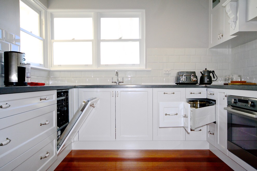 COLLAROY PLATEAU PROJECT - Blum corner drawer unit & full integrated ...