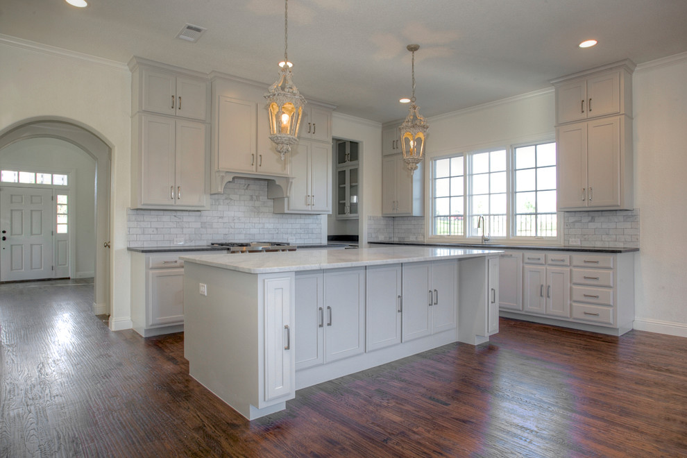 Colonial Home - Traditional - Kitchen - Dallas - by Bannister Custom ...