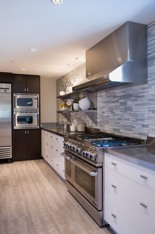 Commercial grade kitchen - Modern - Kitchen - Vancouver - by Wallflower ...