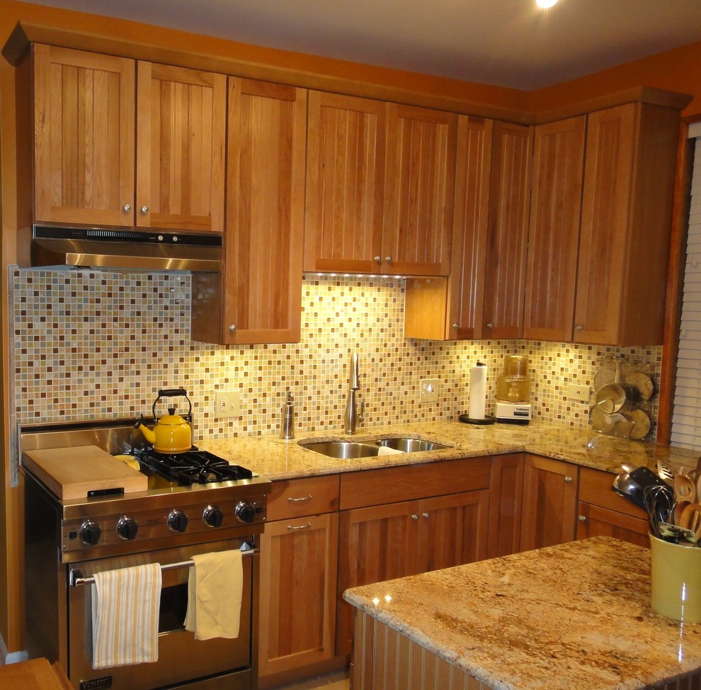 Complete Kitchen Rehab - Traditional - Kitchen - Chicago - by McKinley ...
