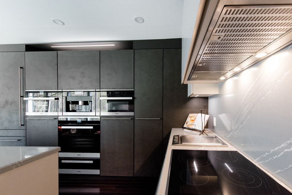 Concrete Modern Kitchen - Modern - Kitchen - Toronto - by Leicht ...