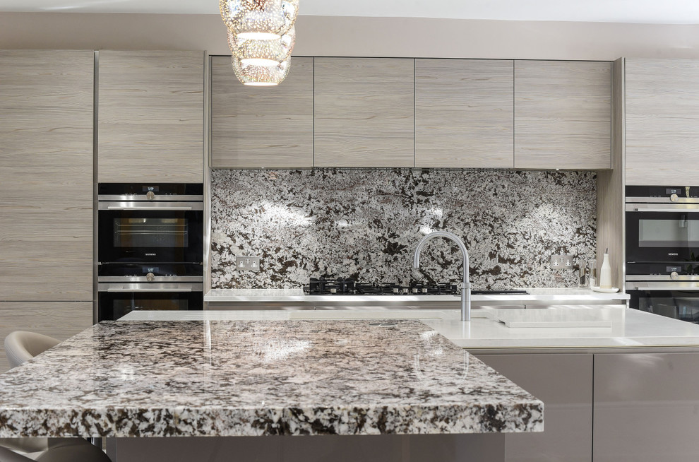 Contemporary Family Kitchen, Ascot - Contemporary - Kitchen - Berkshire ...