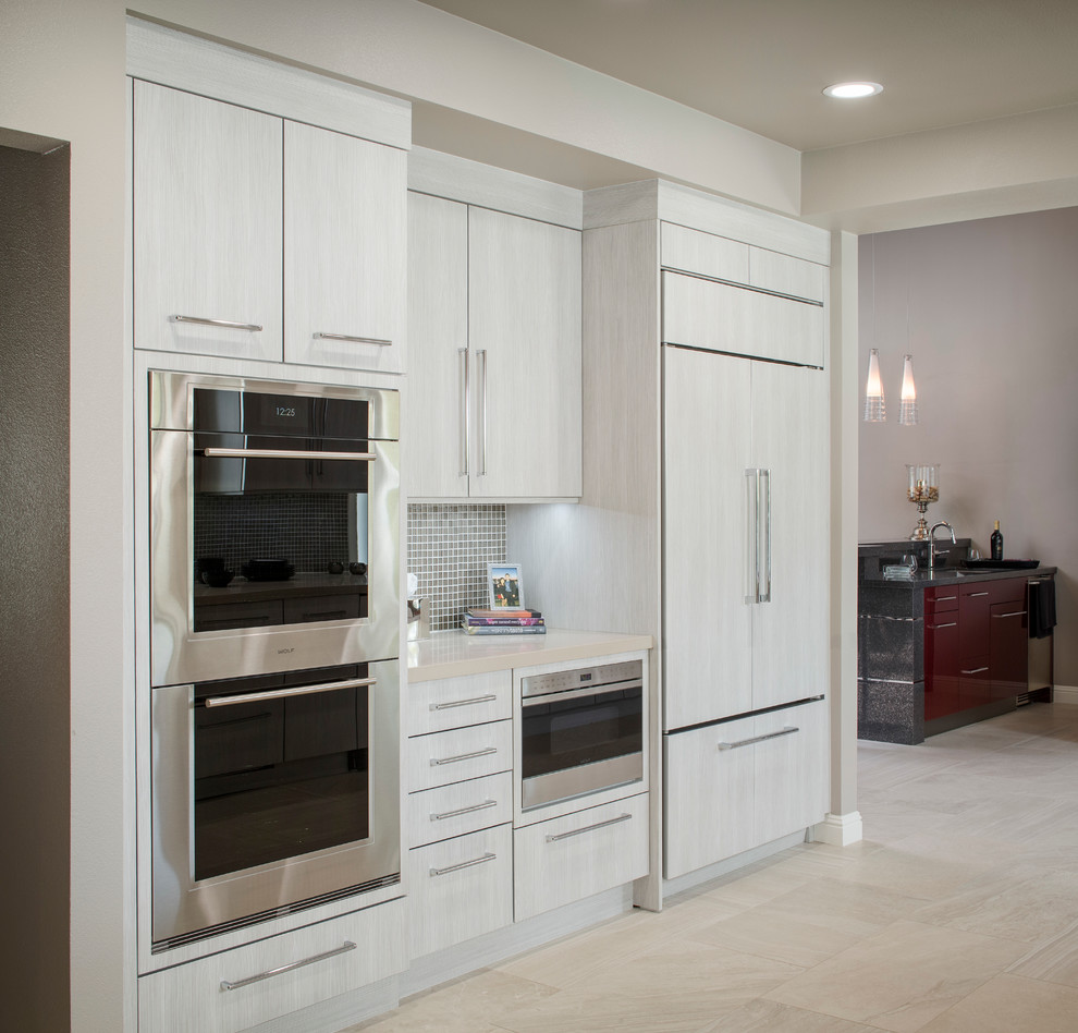 Contemporary Kitchen with Off White Contemporary Cabinets ...