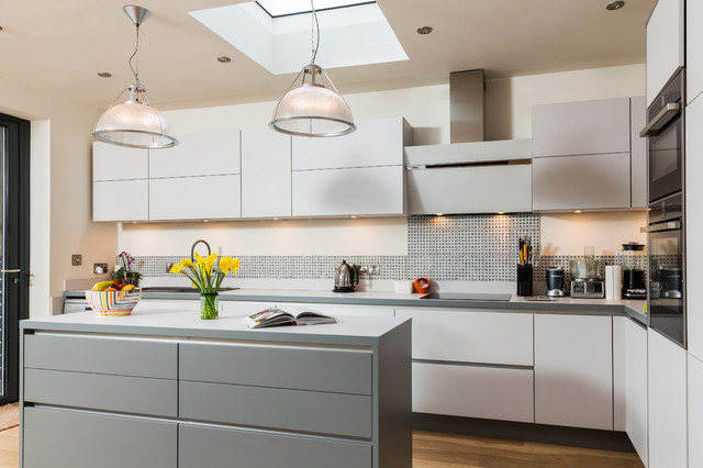 Contemporary Nobilia Handless Matt Satin and Mineral Grey ...