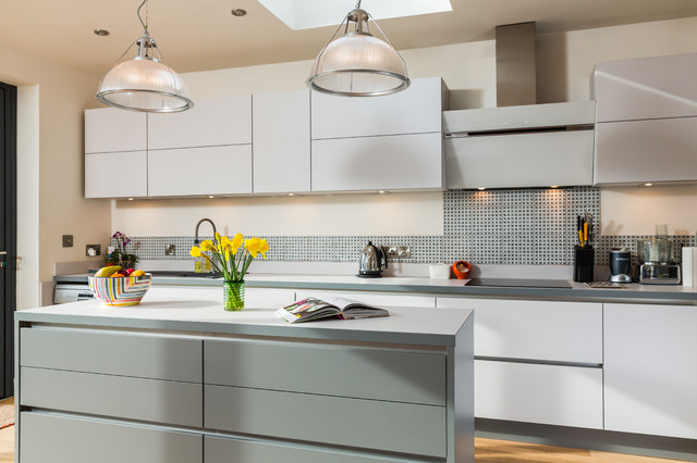 Contemporary Nobilia Handless Matt Satin and Mineral Grey ...