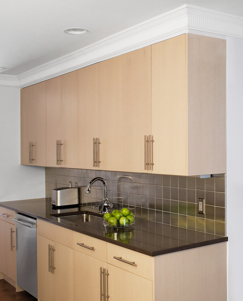 Contemporary rift cut oak flat panel kitchen - Contemporary - Kitchen ...