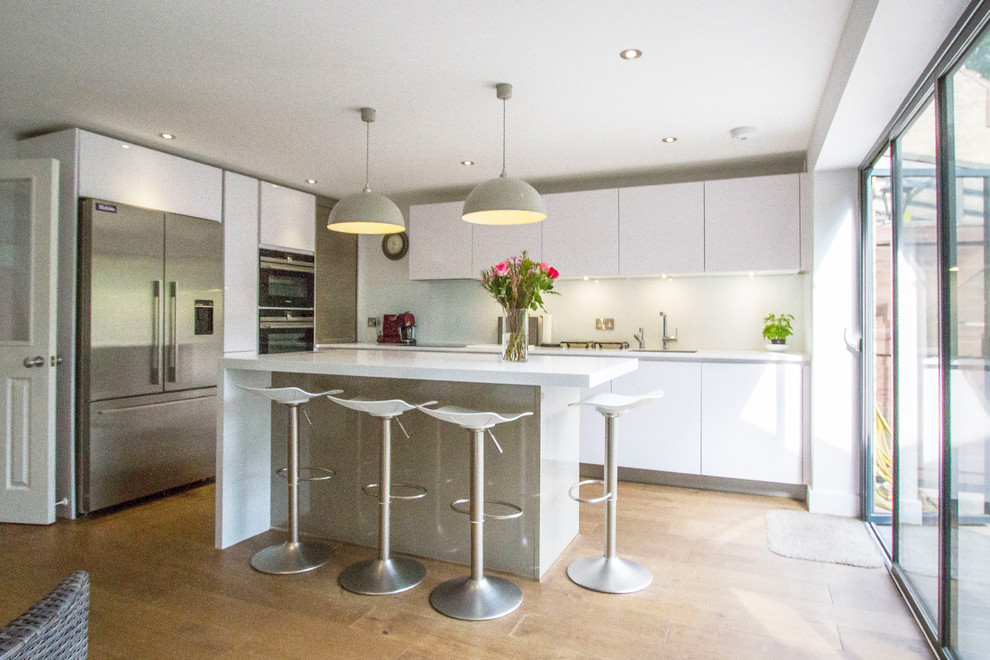 Contemporary white kitchen, Kingston, Surrey - Contemporary - Kitchen ...