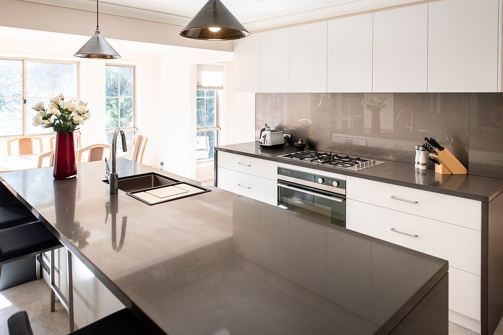 Contempory Kitchen with Caesar Stone Raven benchtops - Contemporary ...