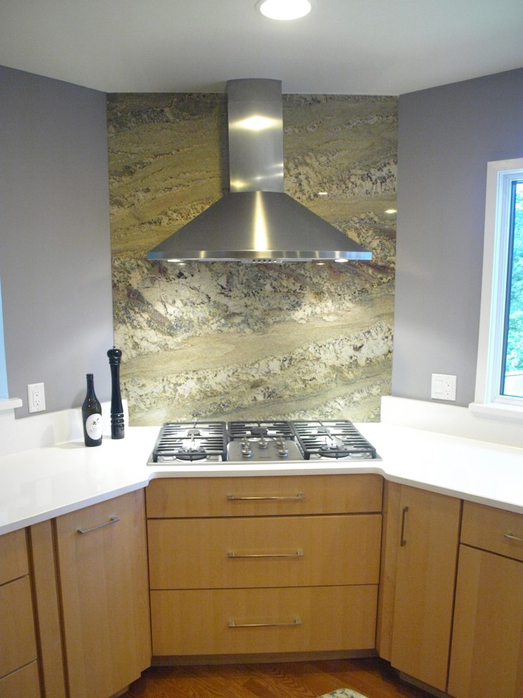 Cooktop with full wall of granite - Modern - Kitchen - Newark - by ...