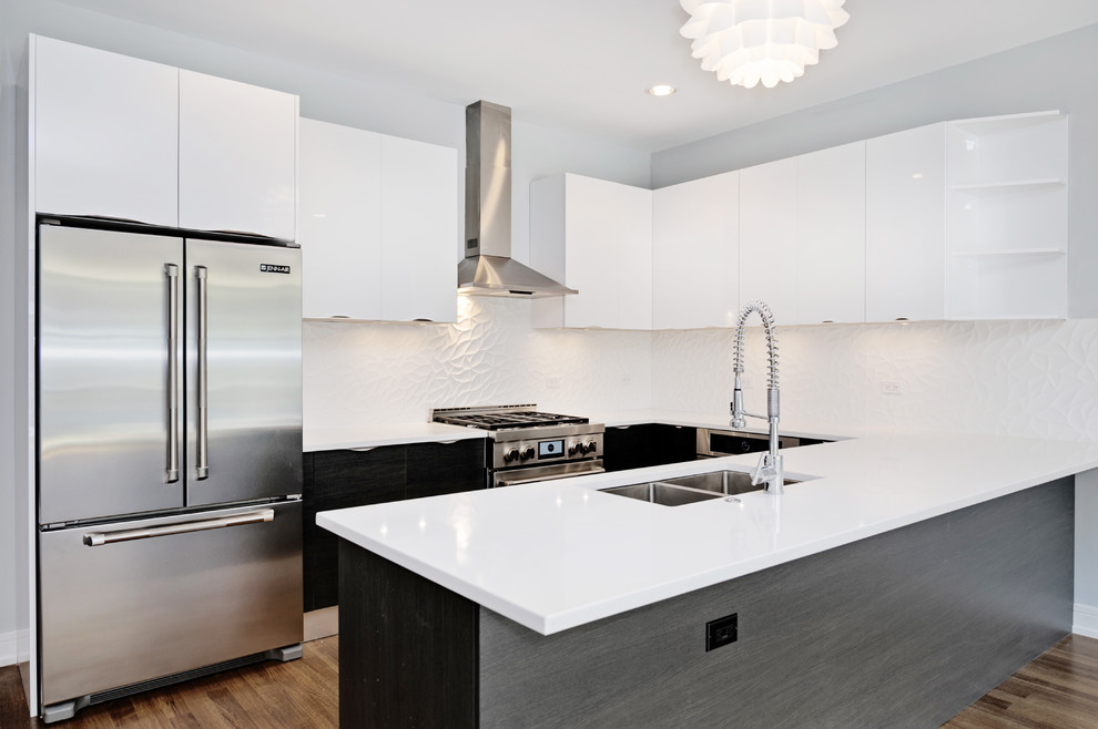 Copat Kitchens - Modern - Kitchen - Chicago - by Prestige Designs | Houzz